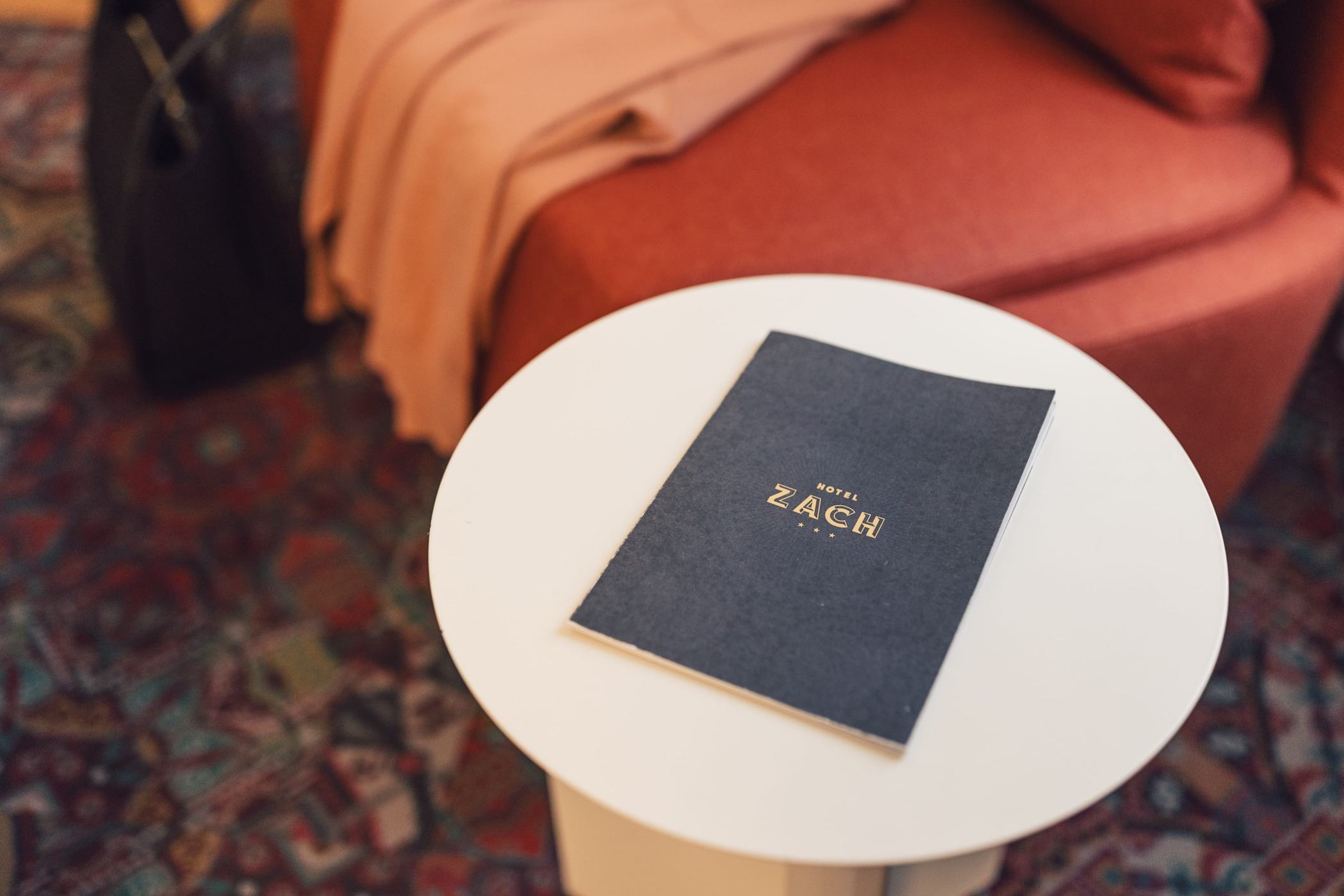 Request | Hotel Zach